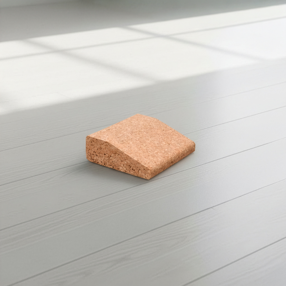 Wedge small - cork (10 x 9 x 3 cm)